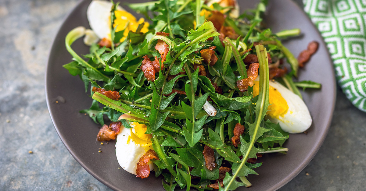 Salade printanière de dents-de-lion à l'huile de noix: la recette ...